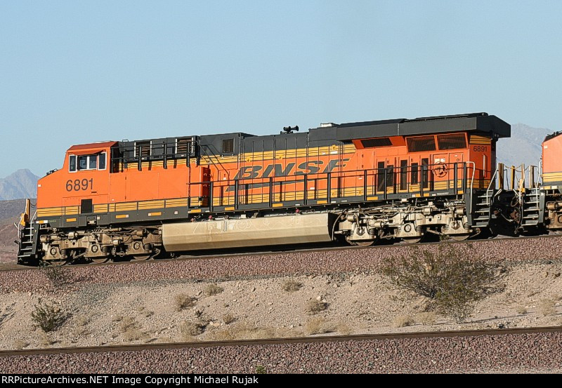 BNSF 6891